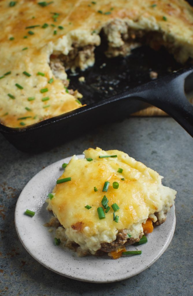 Low-Carb Creamy Cottage Pie Recipe - Simply So Healthy