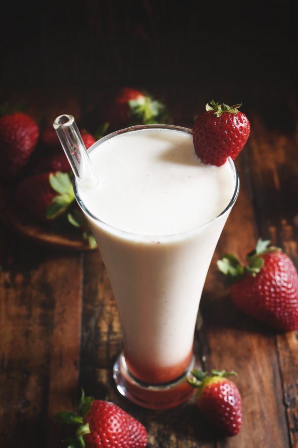 Low-Carb Strawberry Italian Cream Soda Recipe - Simply So Healthy