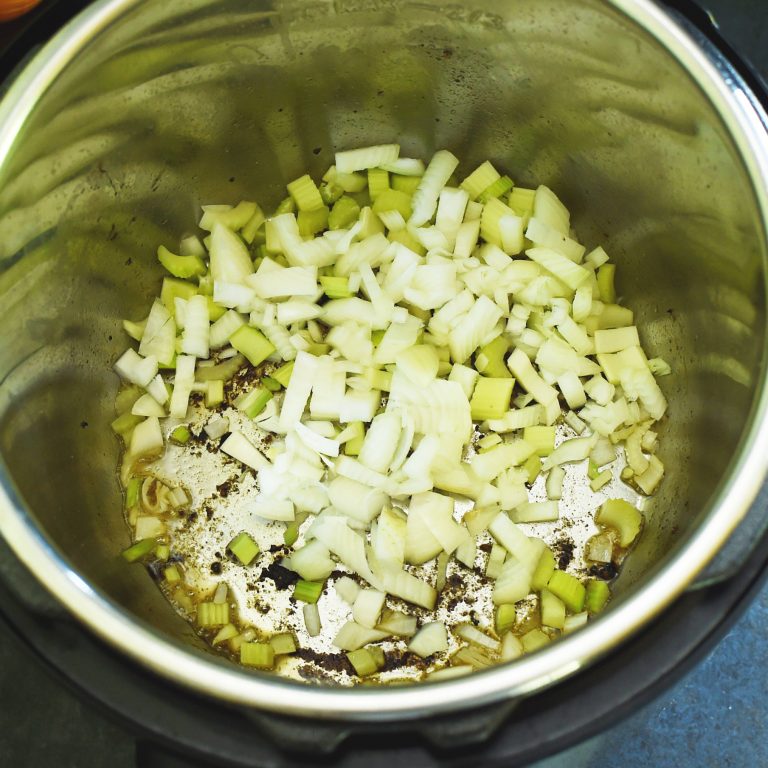 Instant Pot Low-Carb Short Ribs Recipe - Simply So Healthy